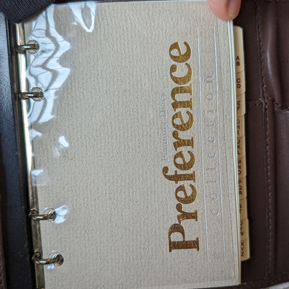 Levenger | Bags | Brown Levenger Wallet And Planner In One 425 X 5 ...